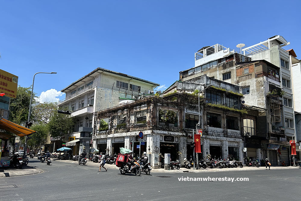 Hanoi vs Ho Chi Minh City - Which is the Better Place to Stay and visit ...