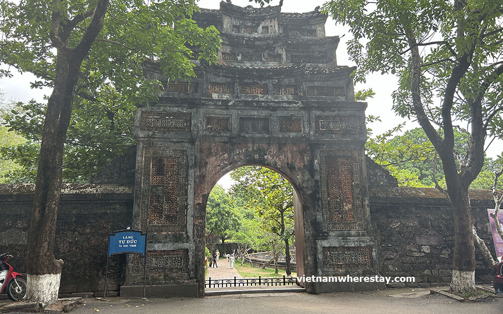 12 Best Things to Do & See in Hue - VietnamWhereStay